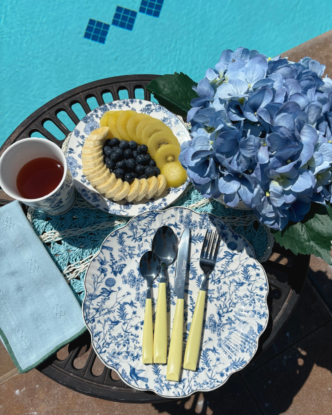 Why You Should Bring Yellow Flatware to the Pool – ANNOVA