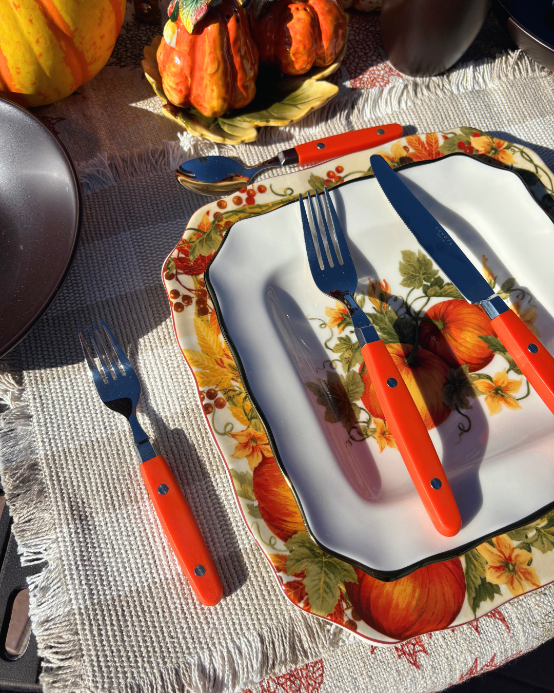 Why Orange Flatware Is the Secret to a Warm & Modern Thanksgiving – ANNOVA