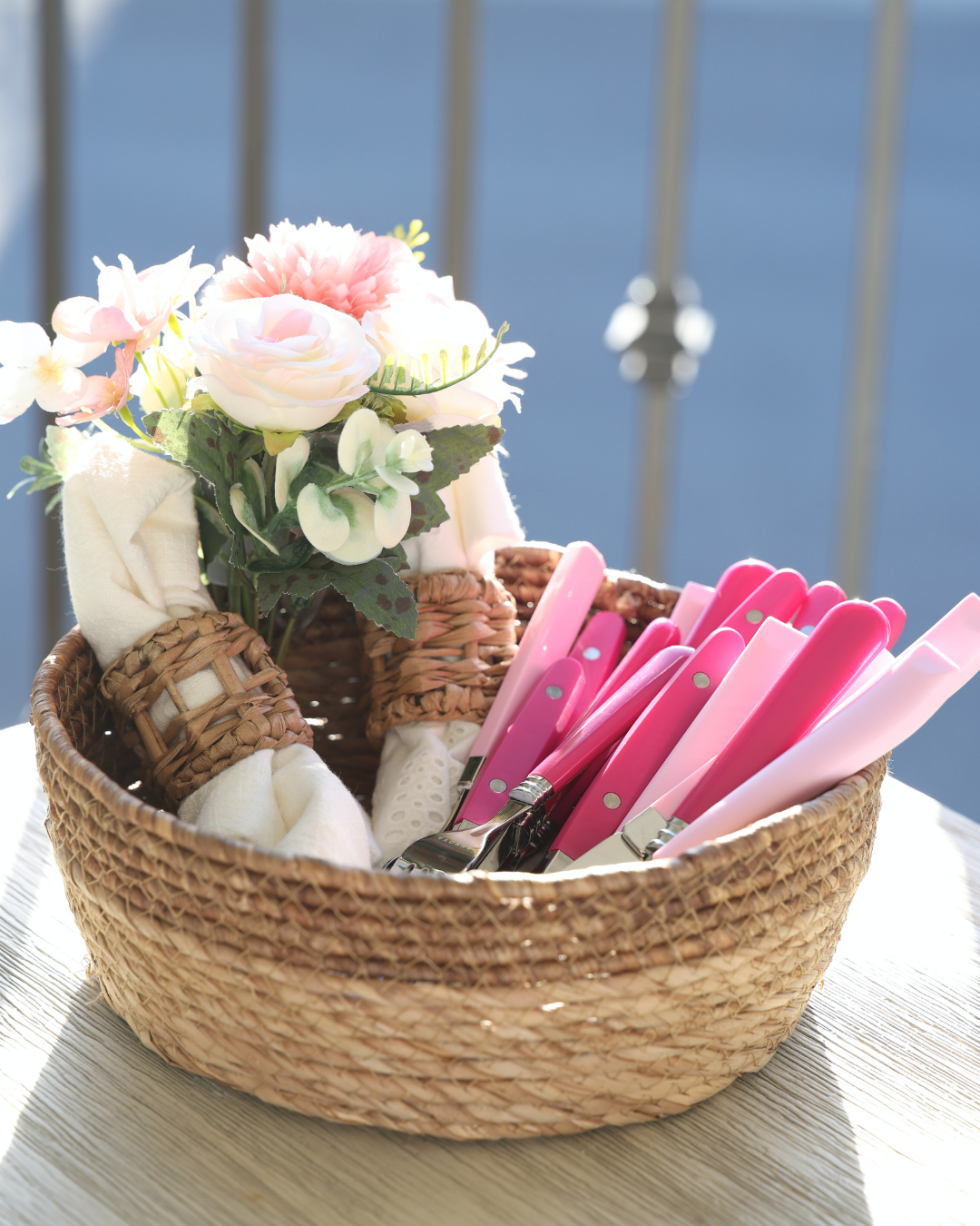 Why Pink Picnic Flatware Is a Must for Outdoor Dining – ANNOVA