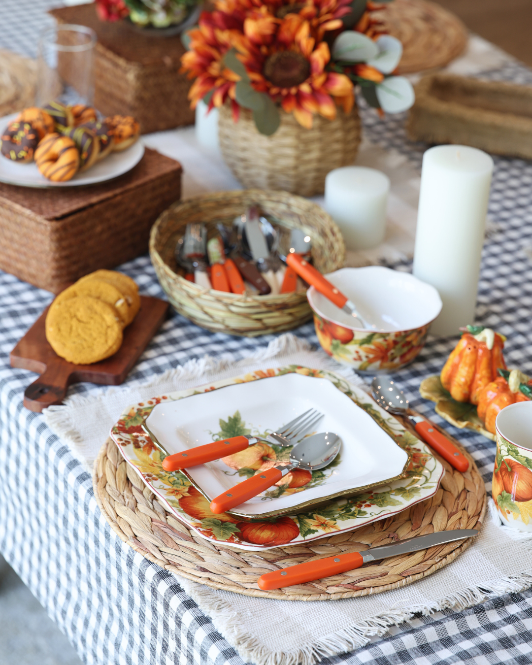 Why Orange Flatware is the Perfect Pop for Fall Tables – ANNOVA