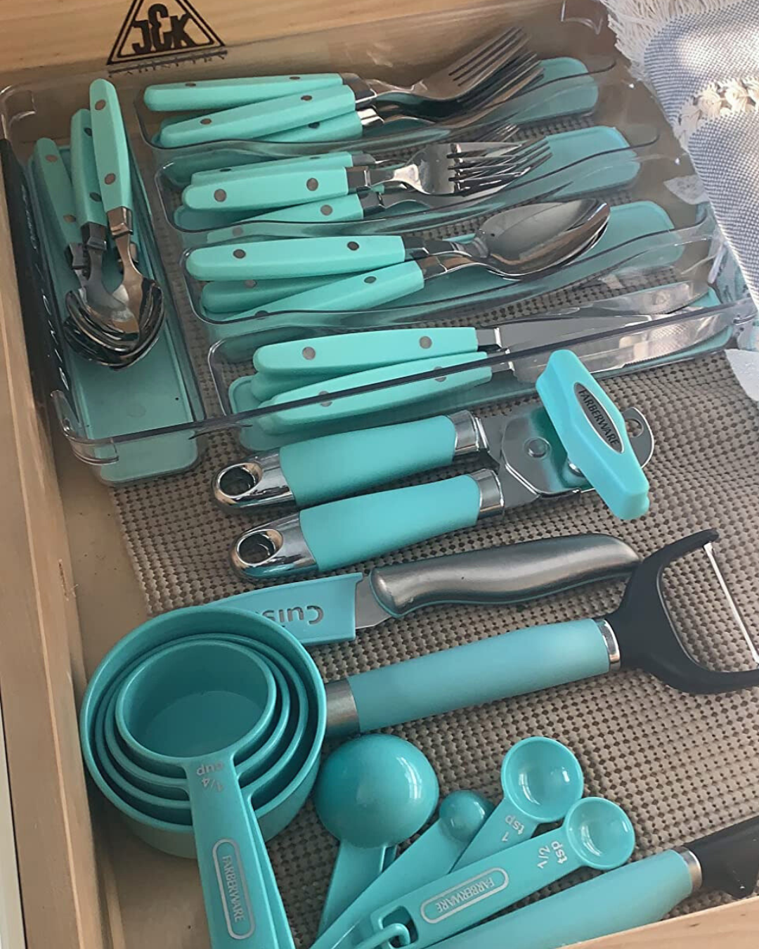 Why Colorful-Handled Utensils Are Better Than Plain Stainless Steel On ...